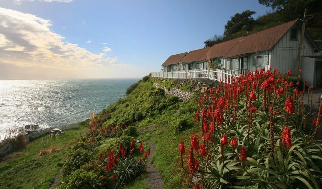 Where To Stay In Big Sur? (10 Best Hotels)